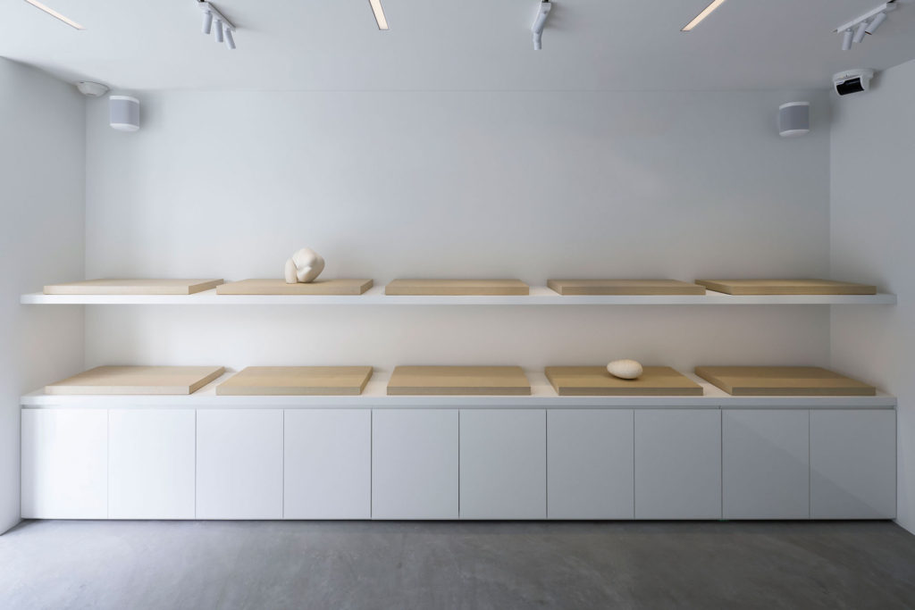 GALLERY ESCAPERS | showroom SESSION